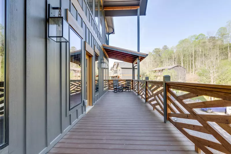 BEAR HAVEN In Gatlinburg