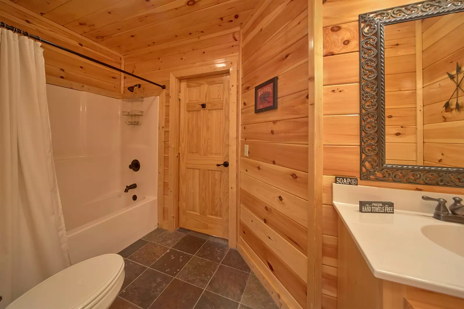 TOP NOTCH LODGE In Sevierville