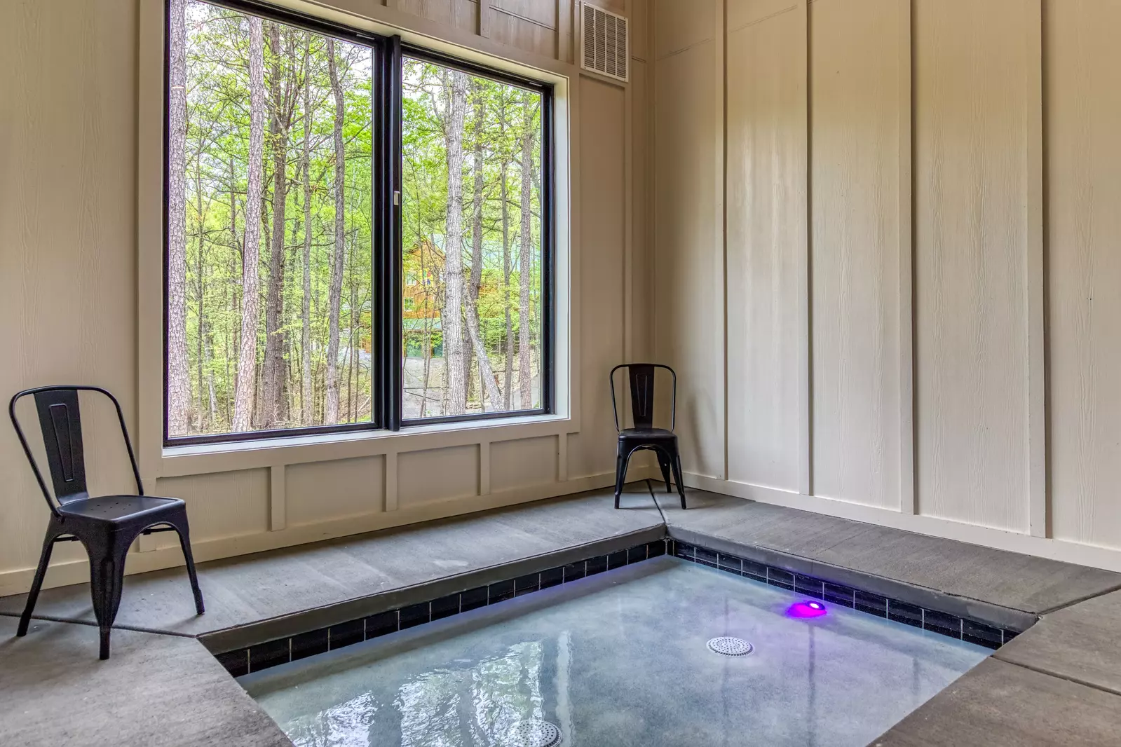 PENNY WAY PLUNGE In Sevierville